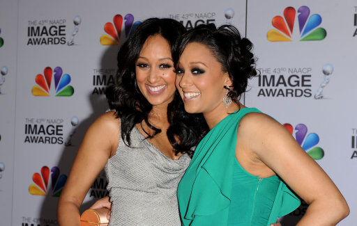 Opinion: Dear Hollywood, Stop Erasing Mixed-Race Characters From ...