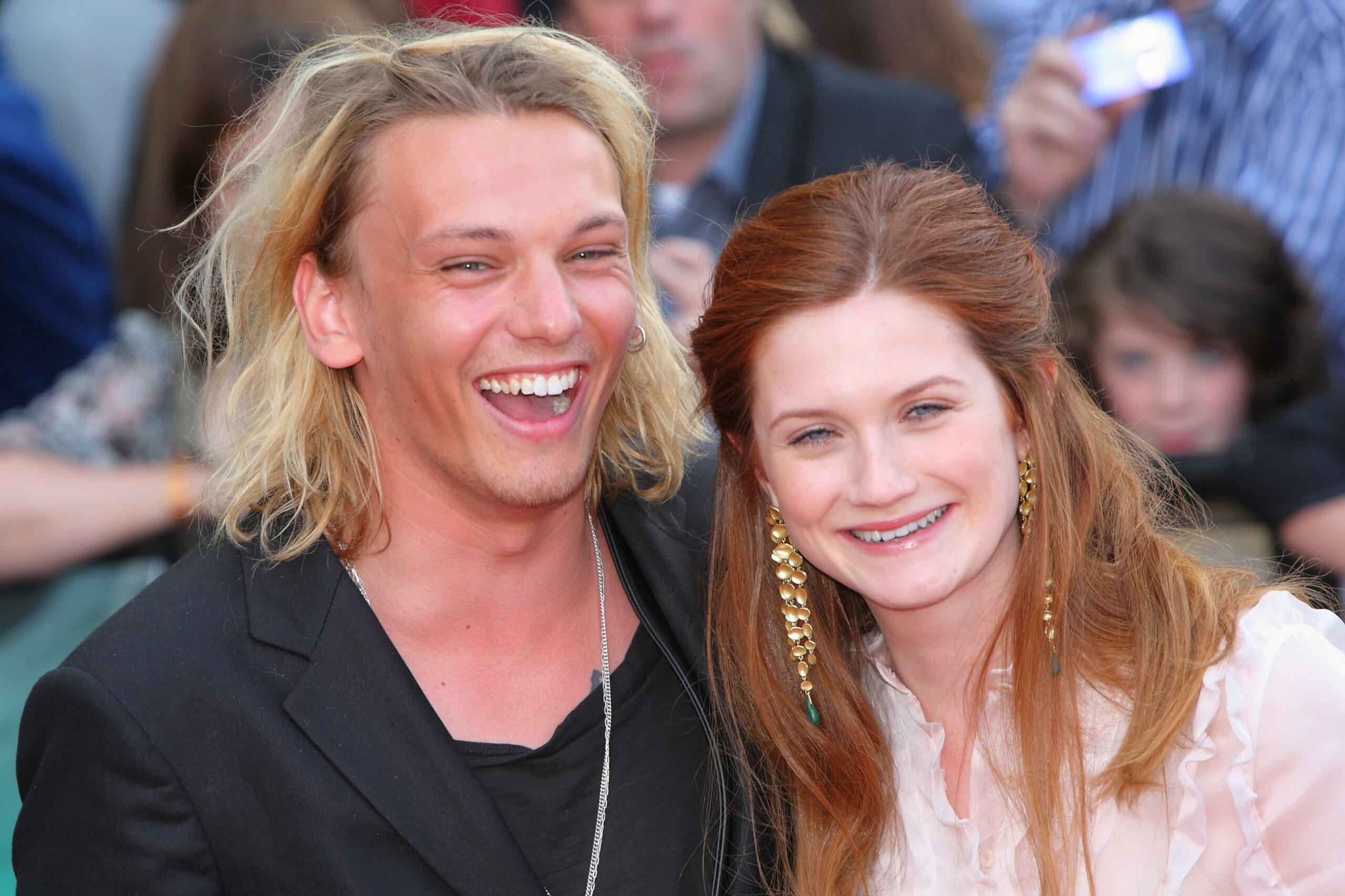 Ginny Weasley Actress Bonnie Wright Was Once Engaged To 'Harry Potter ...