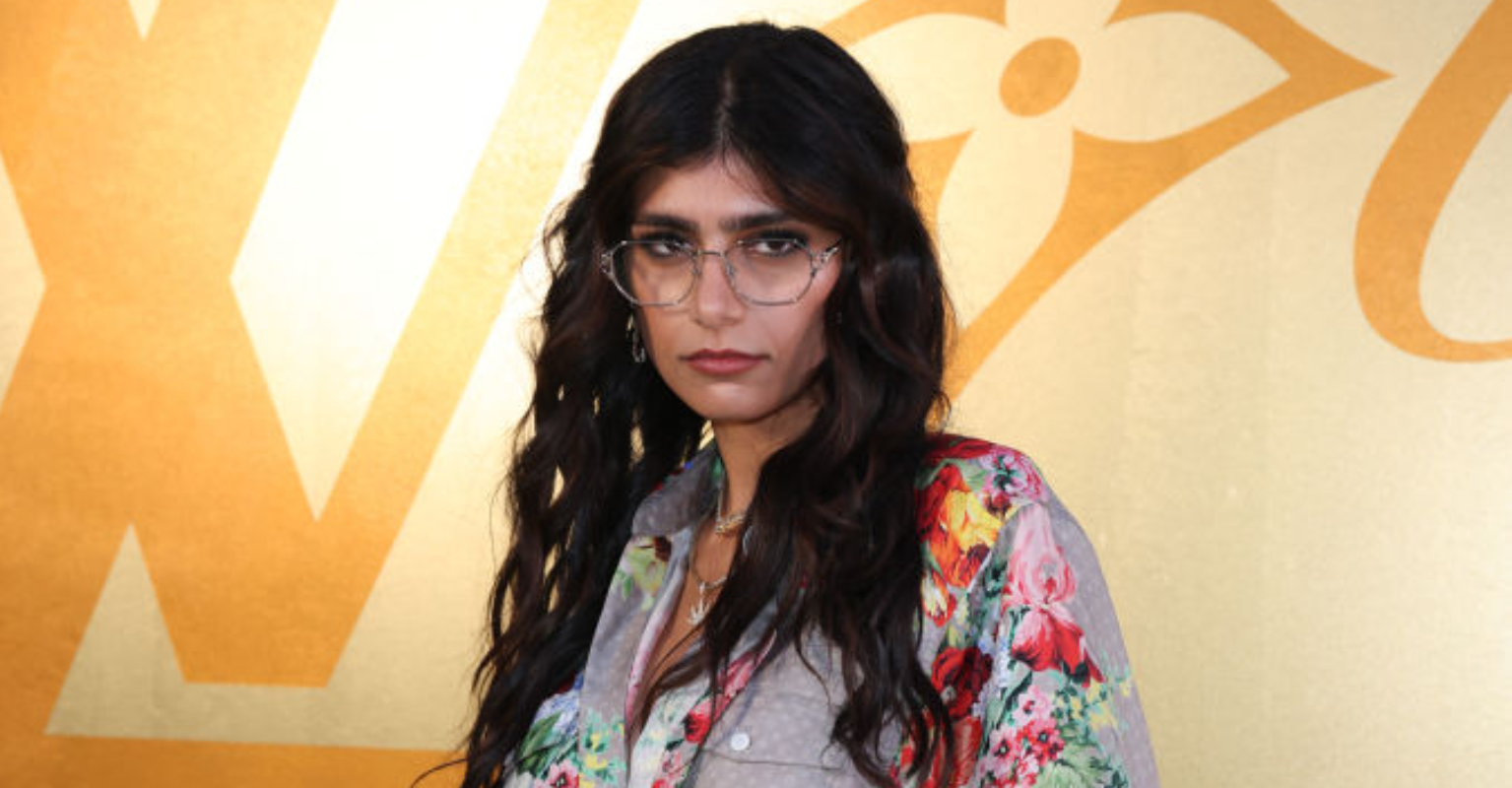 Mia Khalifa left in tears after fan’s girlfriend made vile joke about ...