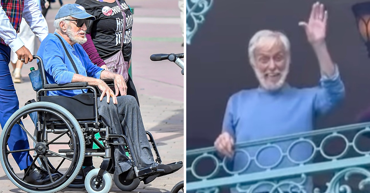 Disney Legend Dick Van Dyke Spotted Enjoying A Day At Disneyland
