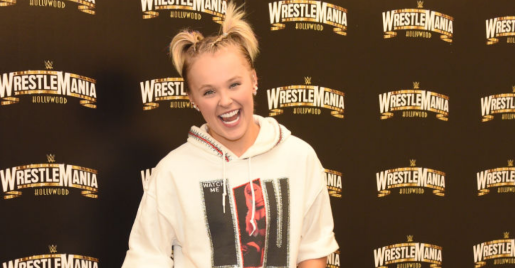 JoJo Siwa Addresses ‘Karma’ Controversy: ‘I Don’t Know Who Brit Smith Is.'